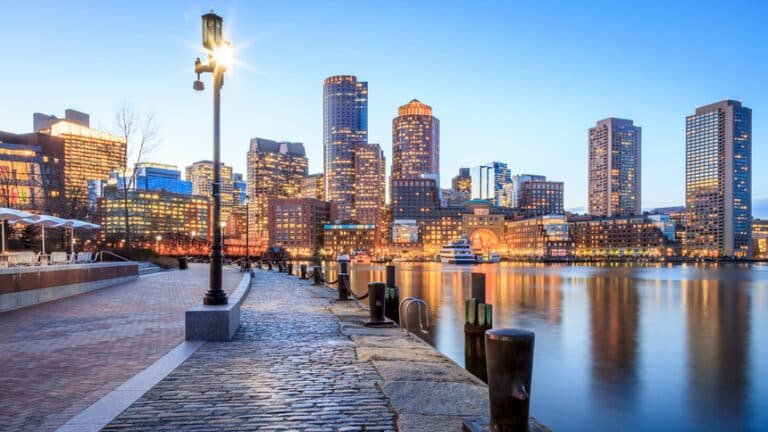 The 11 Windiest Cities in the US: What City is the Windiest? | Weather ...